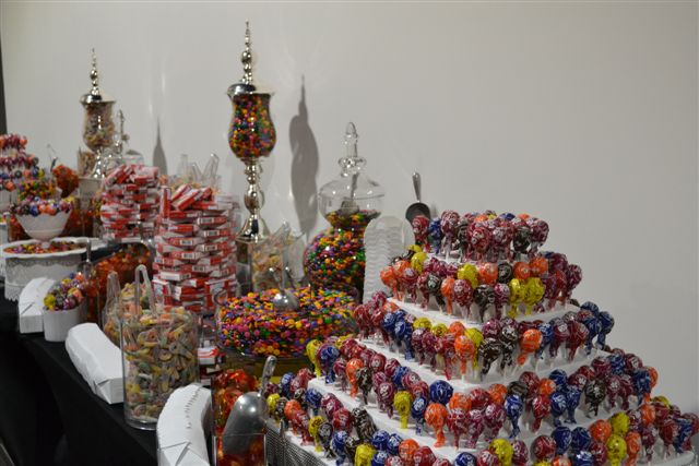 Retro Candy Table - Double Chocolate Fountain